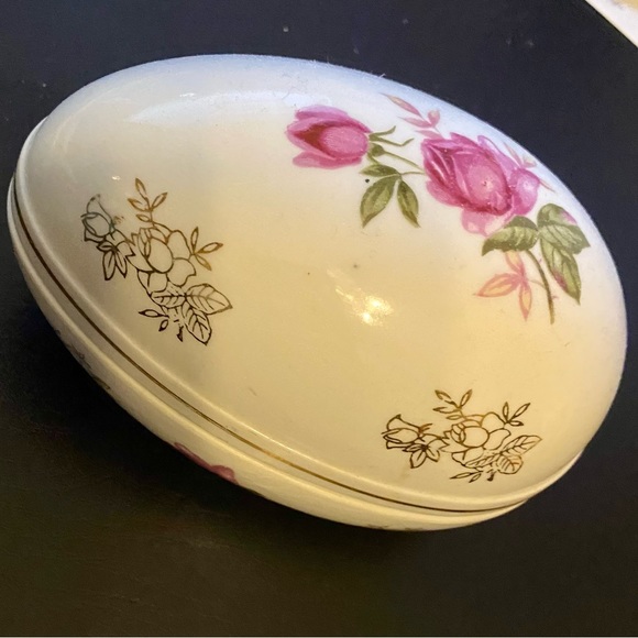 Lefton | Accents | Vintage Lefton China Porcelain Egg | Poshmark